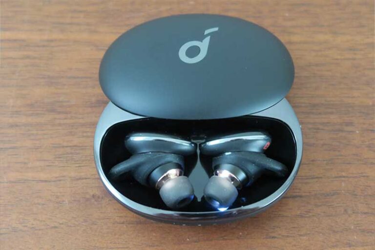 【比較】Soundcore Liberty 4 と Liberty 3 Proの違いは？ Ankerの最新ワイヤレスイヤホンの機能と性能を徹底 ...